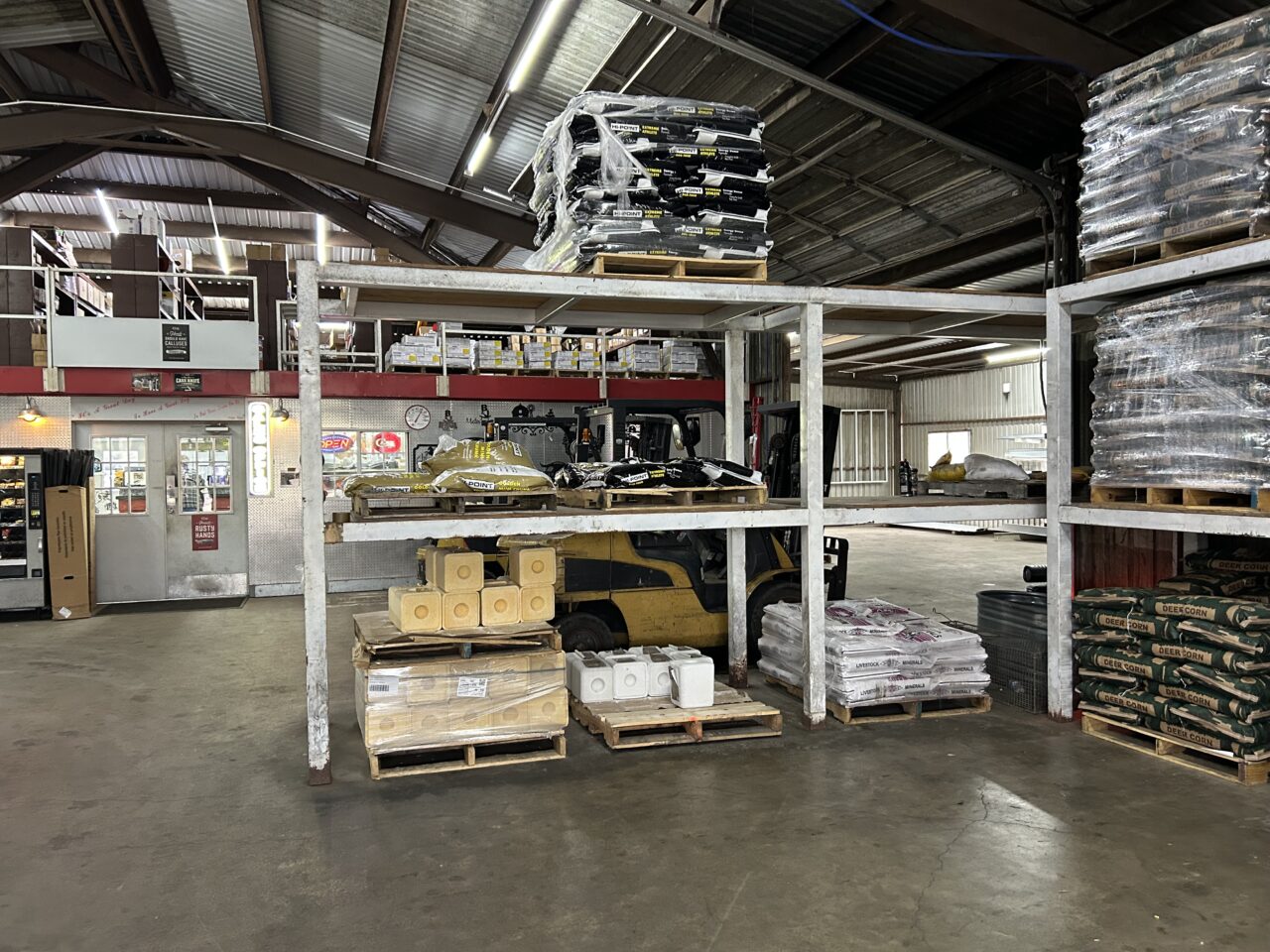 Feed Store in Milano, TX | Crowe Company